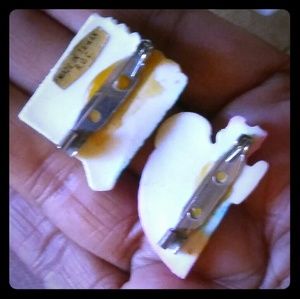 Jewelry | Vintage Enamel Painted Ceramic Pins | Poshmark